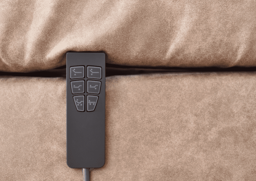 5 Best Adjustable Beds for Elderly Seniors [2022 Reviews]